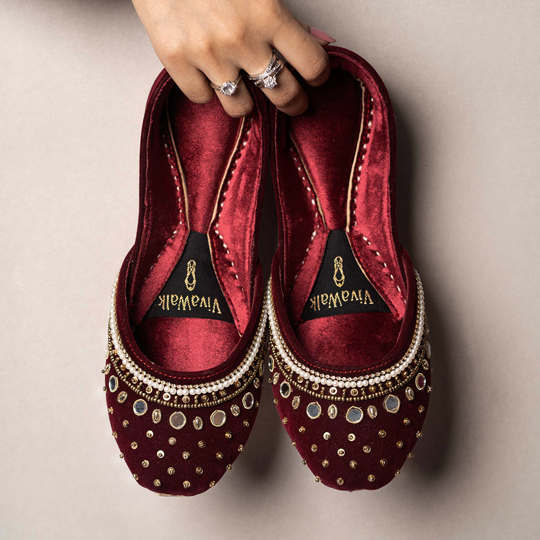 Heritage Hue Khussa by VivaWalk: Timeless Traditional Footwear